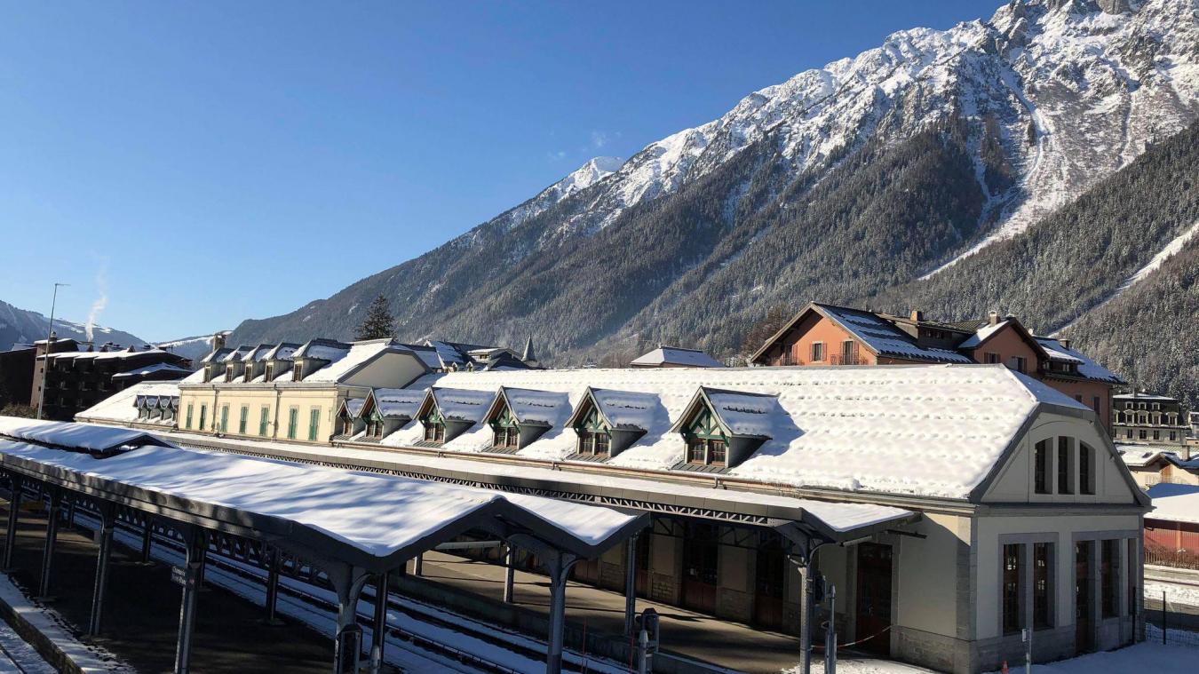 Vieille dame de 120 ans, la gare de Chamonix a su conserver son ...