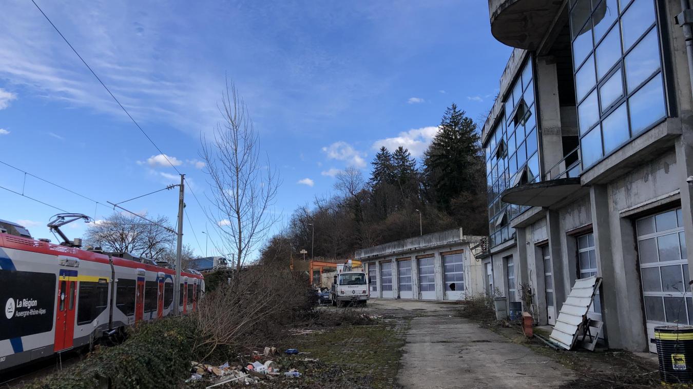 Ancien garage Maïorana, l’endroit rêvé pour la future gare d’Amphion ...