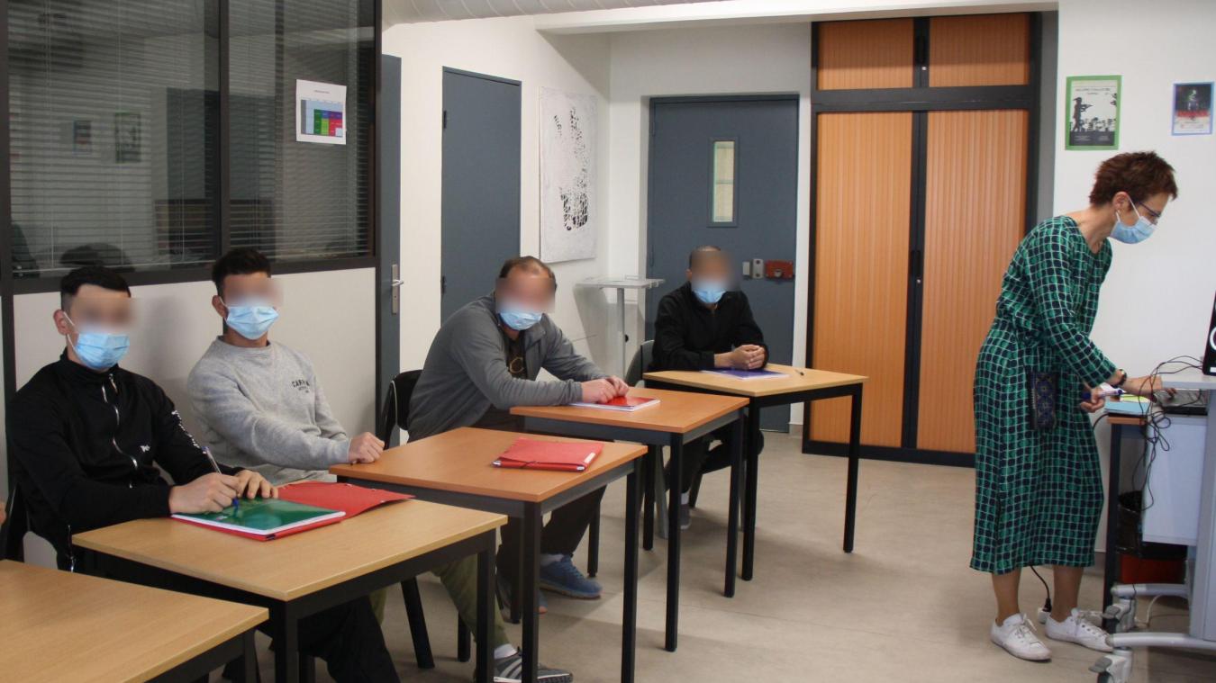 Aiton : enseignantes en prison, elles leur apprennent à croire en l ...