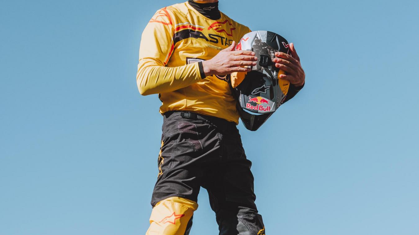 La légende de la moto freestyle Tom Pagès réalise une première mondiale ...