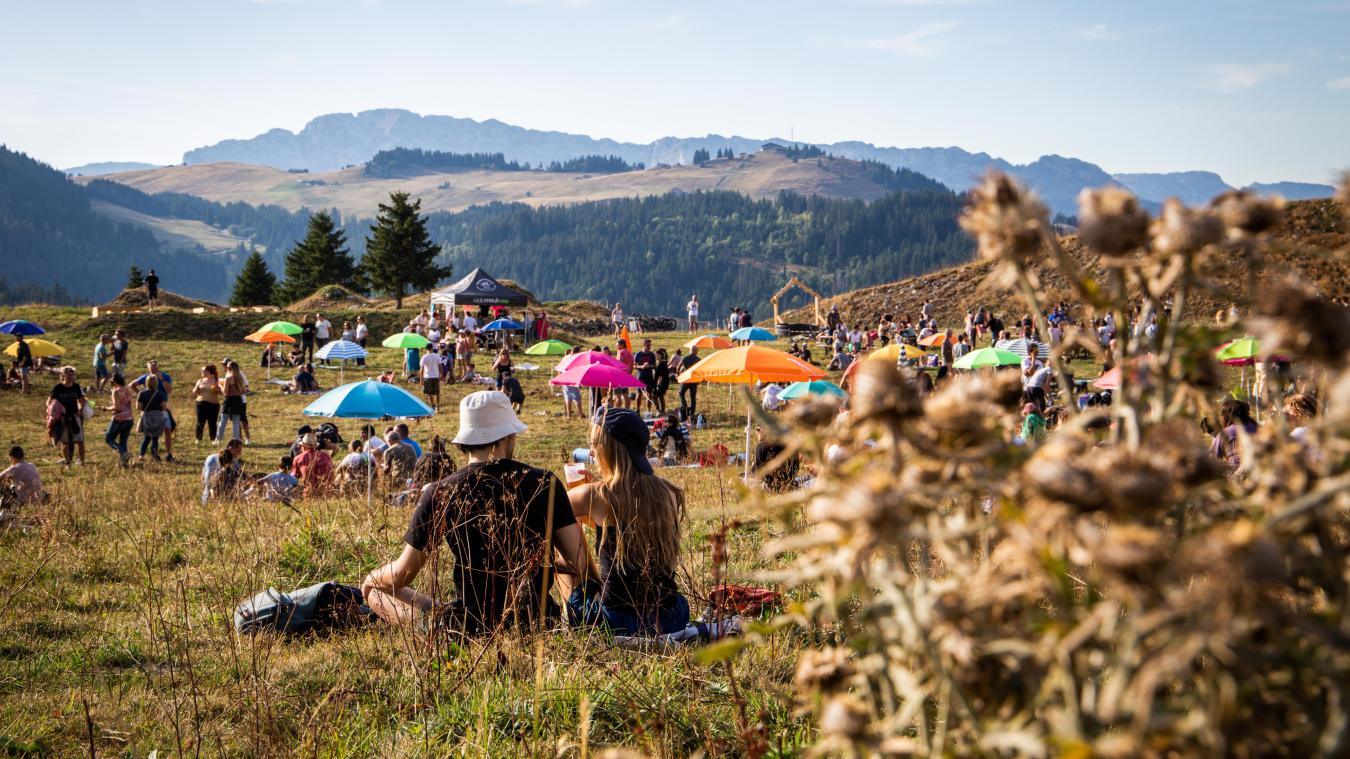 La Clusaz : le Champ des Platines revient ambiancer le sommet des ...