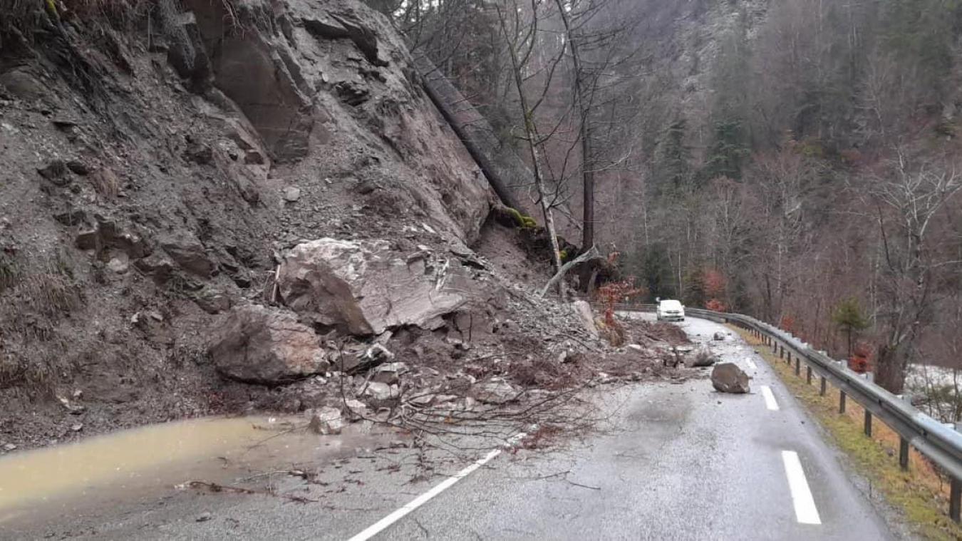 Le Biot : la circulation de la RD 902 ouverte par alternat jusqu’en ...