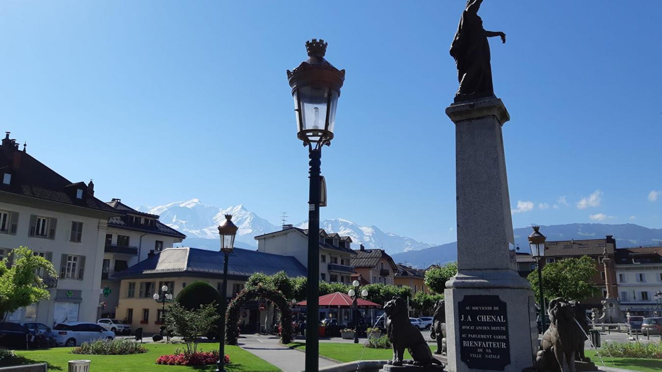 Sallanches : coup d’envoi des travaux de la place Charles-Albert le 11 ...