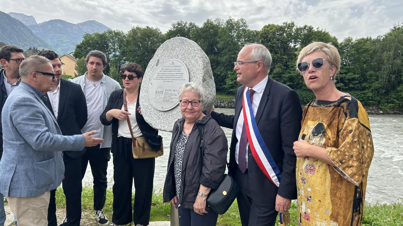 Bonneville : des hommages émouvants à la mémoire de l’ancien maire ...
