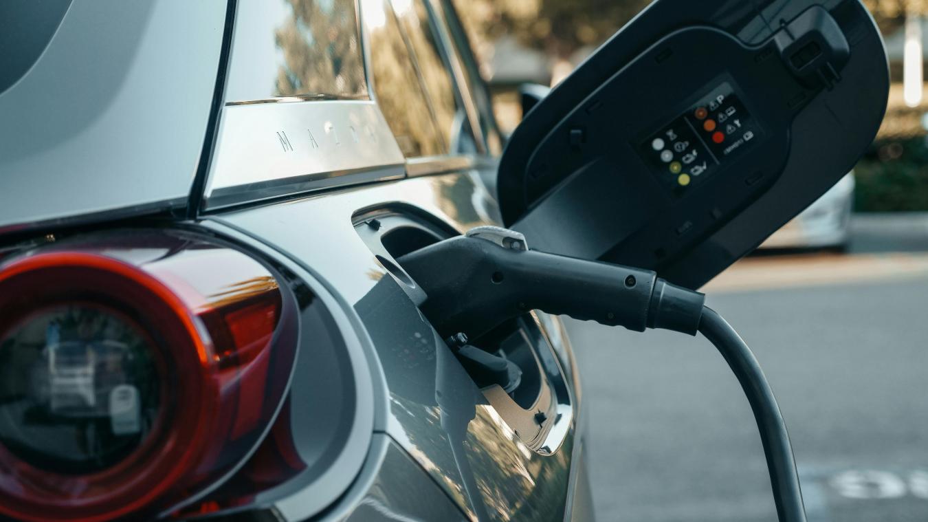 Une voiture électrique pour 100 euros par mois : le leasing social est ...