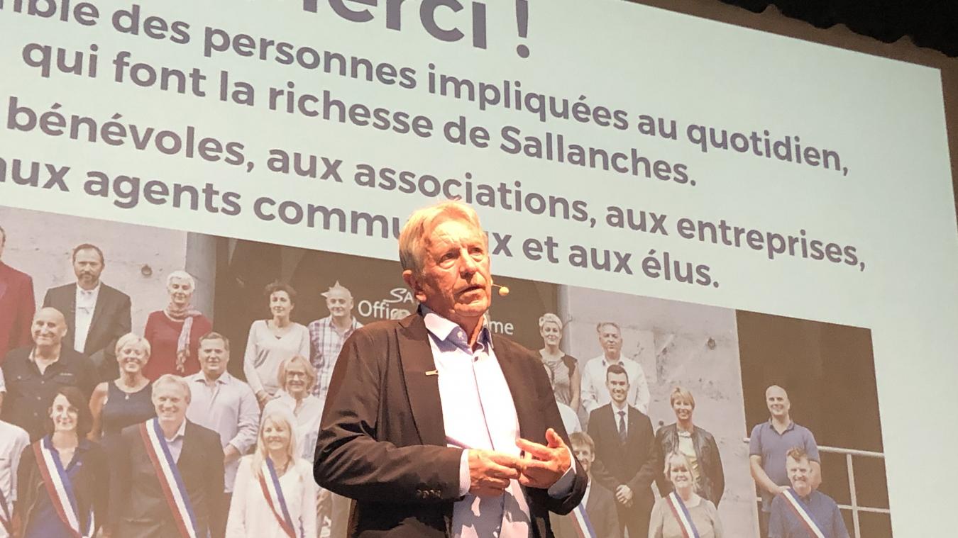 Pour ses derniers vœux aux Sallanchards, Georges Morand ému aux larmes ...