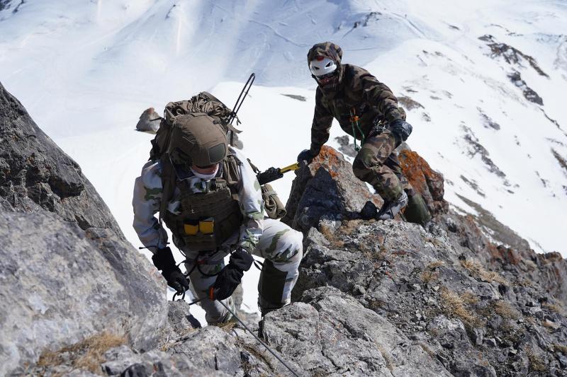 Chamonix : l’école militaire de haute montagne, une référence mondiale ...