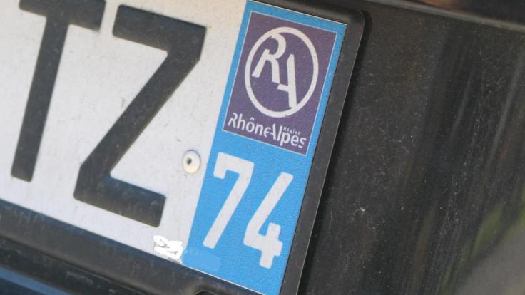 Plaques d’immatriculation : la Savoie et la Haute-Savoie parmi les ...