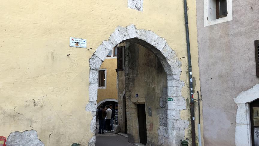 Patrimoine d’Annecy : les armoiries, un symbole ancien de la ville - L ...