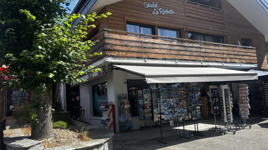 Surtourisme à Annecy : au col de la Forclaz, « la fréquentation dépend ...